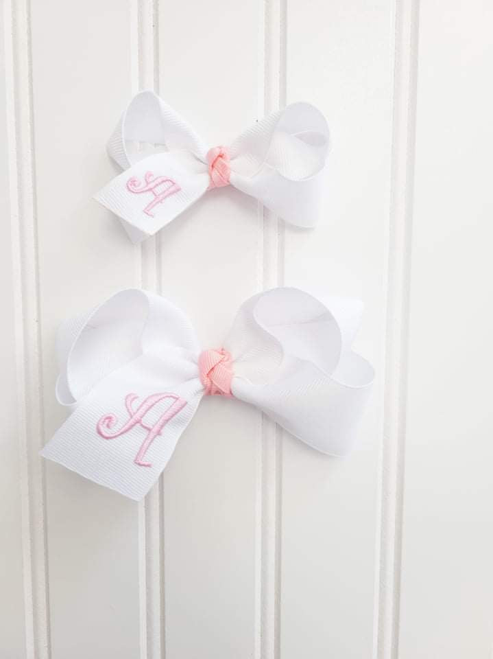 Monogrammed Bow - White – Toads & Teacups Children's Shop
